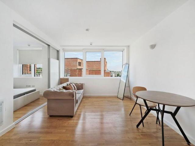 1 bedroom apartment to rent