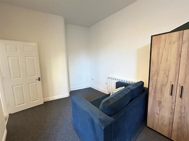 1 bedroom apartment to rent