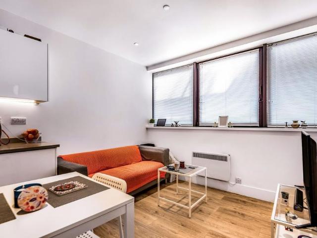 1 bedroom flat to rent