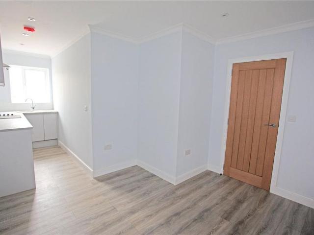 1 bedroom apartment to rent