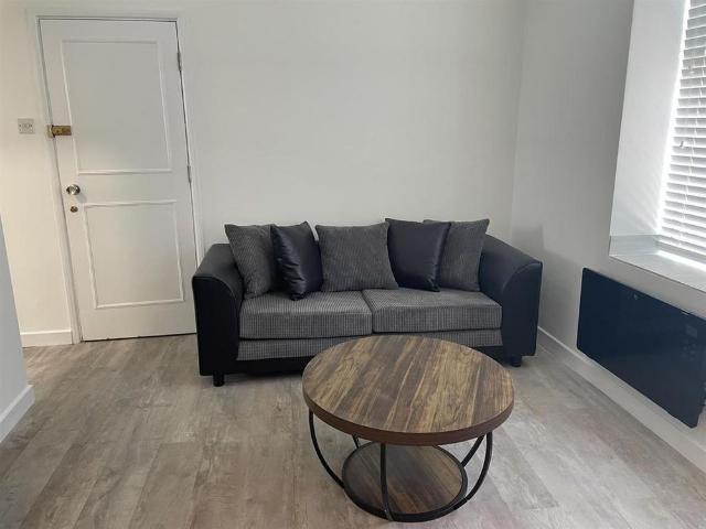 1 bedroom apartment to rent