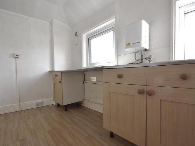 1 bedroom apartment to rent