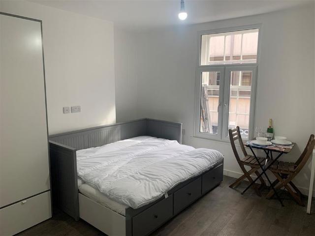 1 bedroom apartment to rent