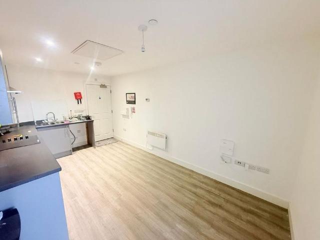 1 bedroom apartment to rent