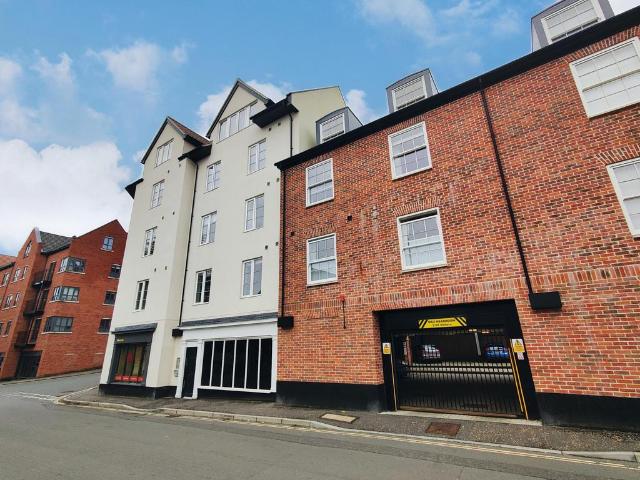 1 bedroom apartment to rent