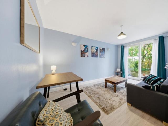 1 bedroom apartment to rent