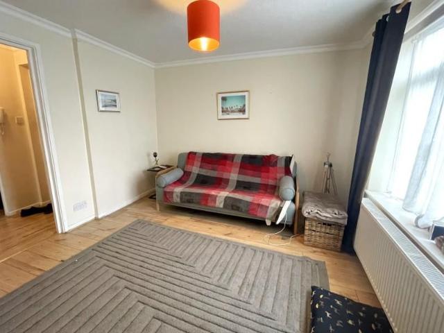 1 bedroom apartment to rent