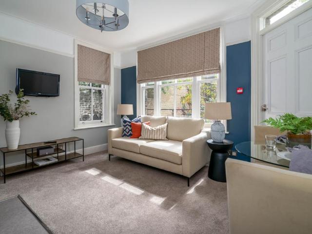 1 bedroom apartment to rent