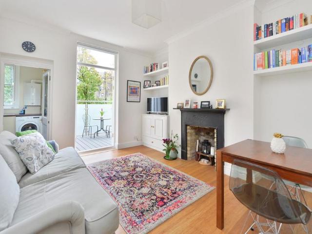 1 bedroom apartment to rent