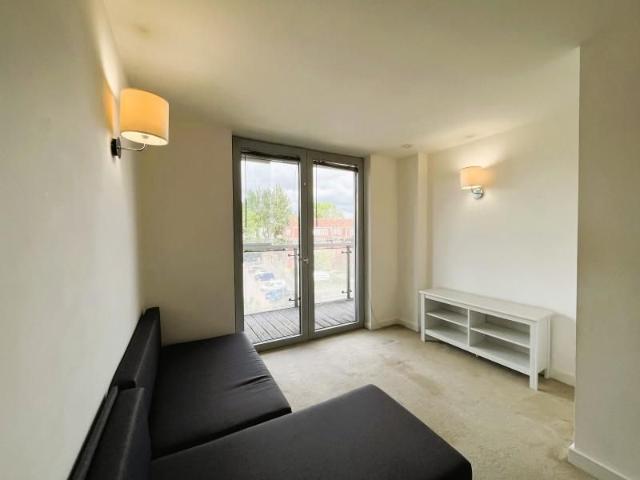 1 bedroom apartment to rent
