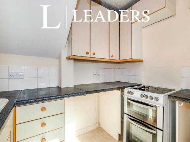 1 bedroom apartment to rent 29A Goring Road, Goring by Sea, Worthing, BN12