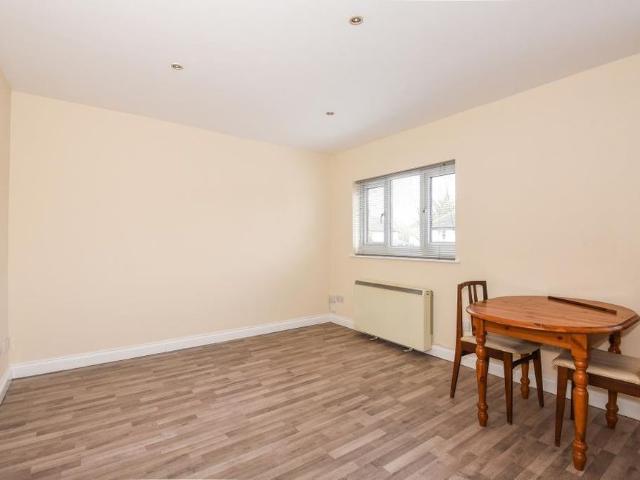 1 bedroom apartment to rent