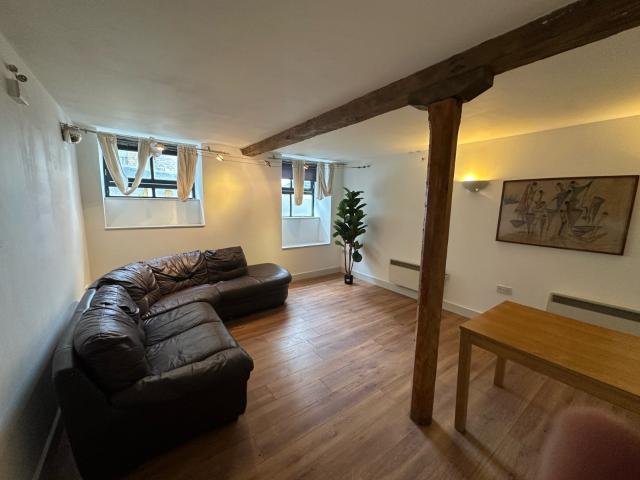 1 bedroom apartment to rent