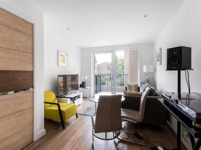 1 bedroom apartment to rent