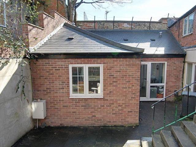 1 bedroom apartment to rent