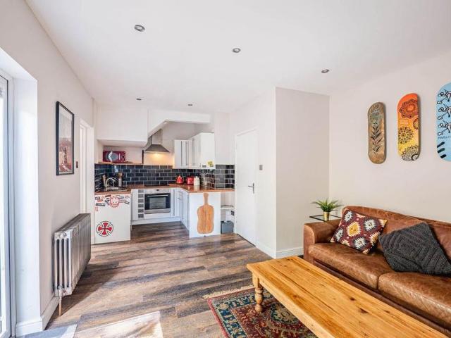 1 bedroom apartment to rent