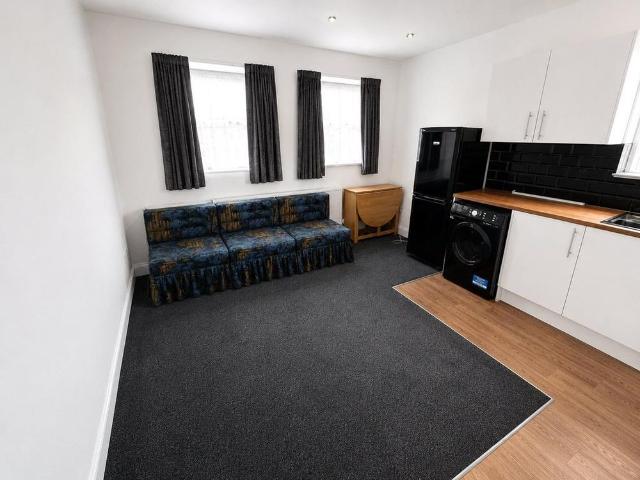 1 bedroom apartment to rent
