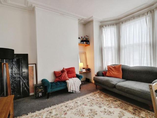 1 bedroom apartment to rent