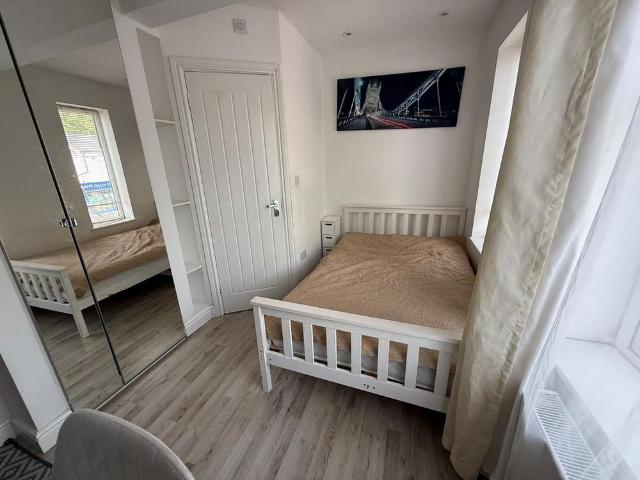1 bedroom apartment to rent