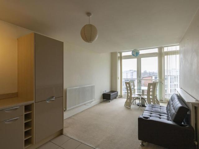 1 bedroom apartment to rent
