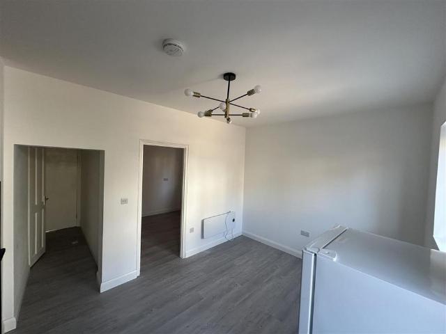 1 bedroom apartment to rent