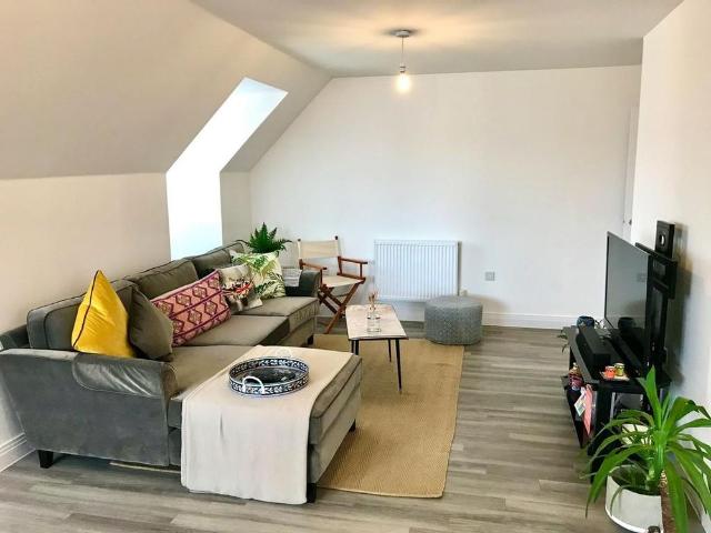 1 bedroom apartment to rent
