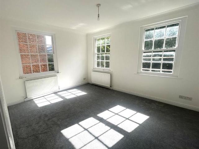 1 bedroom apartment to rent