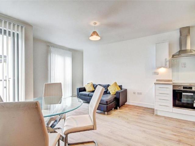 1 bedroom apartment to rent