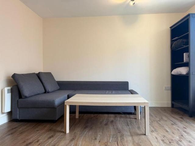 1 bedroom apartment to rent