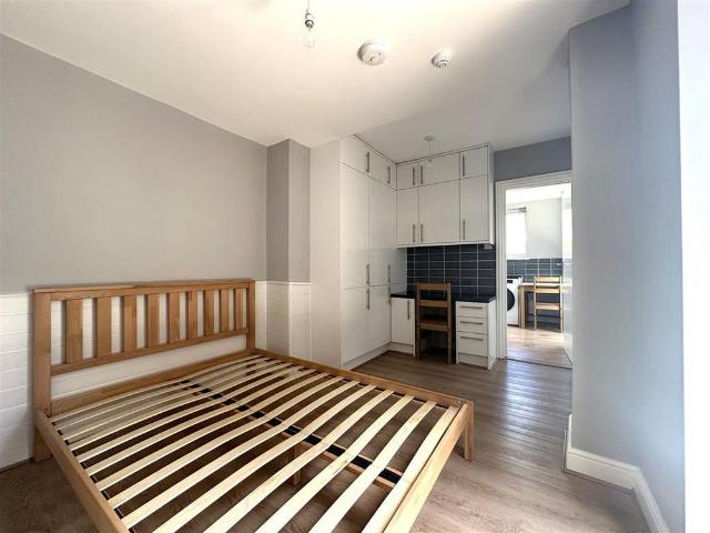 1 bedroom apartment to rent