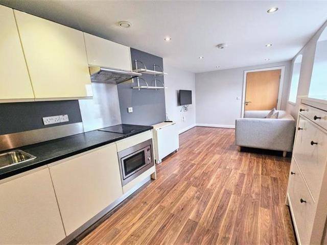 1 bedroom apartment to rent