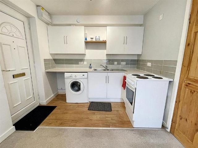 1 bedroom apartment to rent
