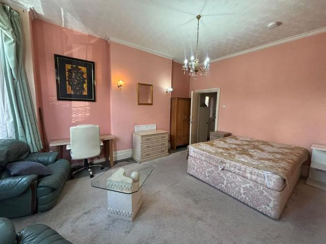 1 bedroom apartment to rent