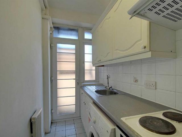 1 bedroom apartment to rent