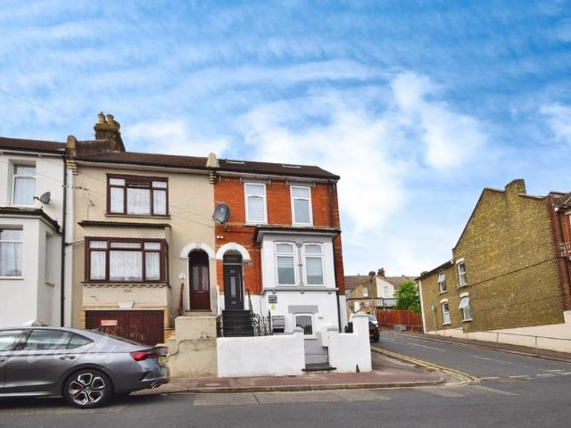 1 bedroom apartment to rent