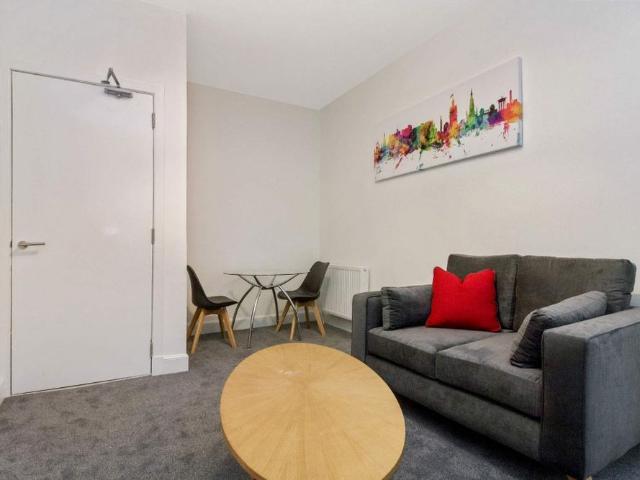 1 bedroom apartment to rent