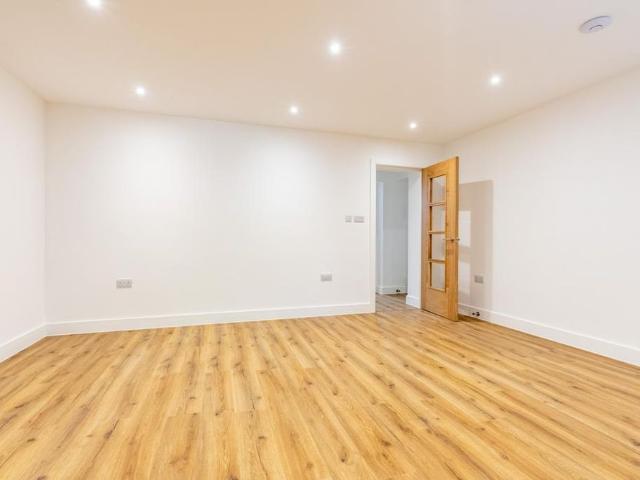 1 bedroom apartment to rent