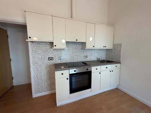 1 bedroom apartment to rent