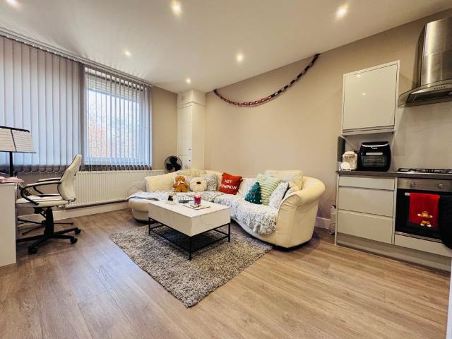 1 bedroom apartment to rent