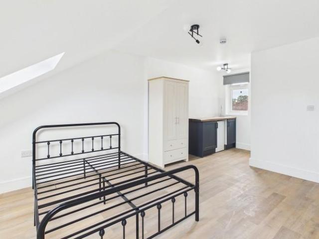 1 bedroom apartment to rent