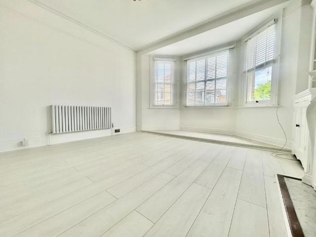 1 bedroom apartment to rent
