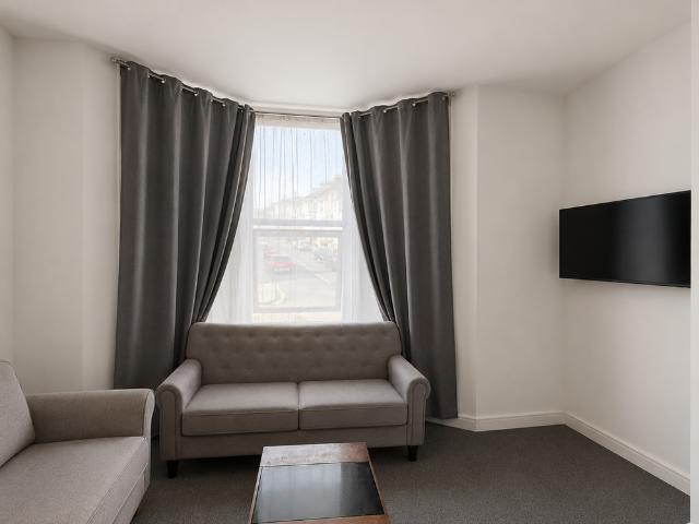 1 bedroom apartment to rent