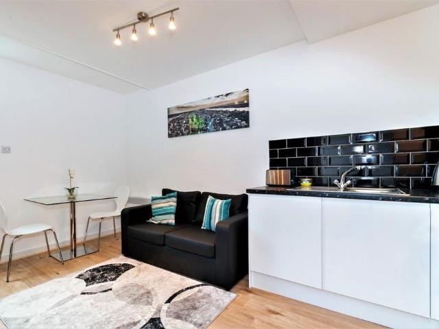 1 bedroom apartment to rent