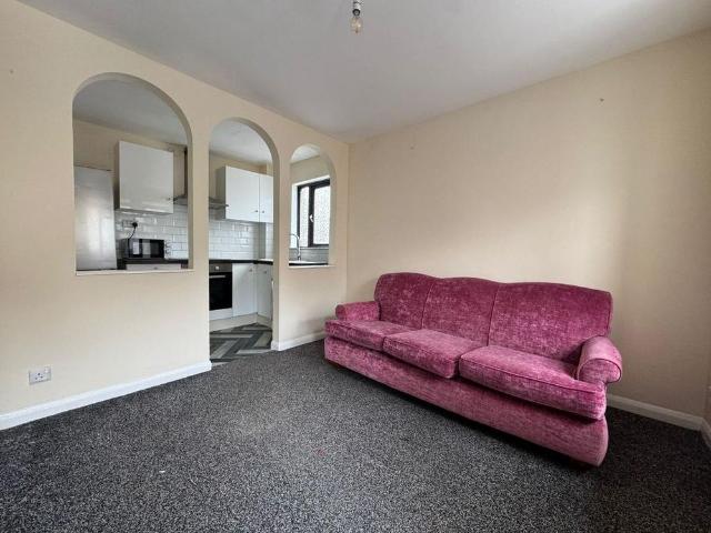 1 bedroom apartment to rent