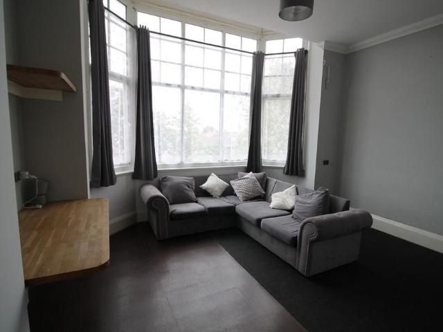 1 bedroom apartment to rent