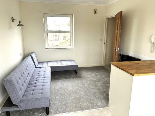 1 bedroom apartment to rent