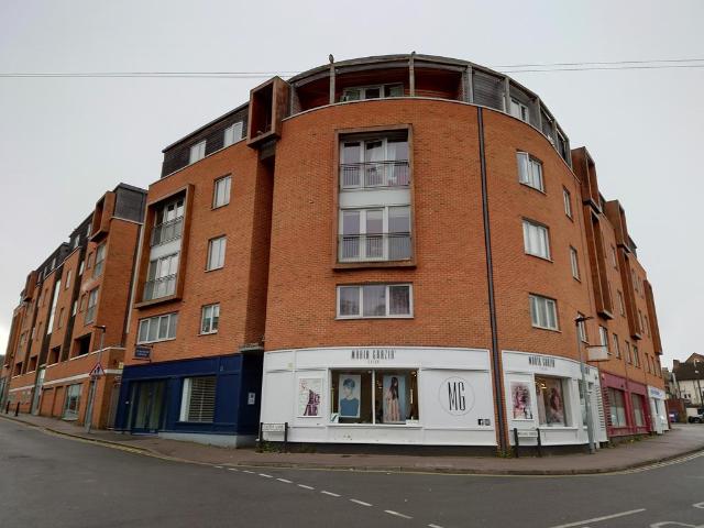 1 bedroom apartment to rent