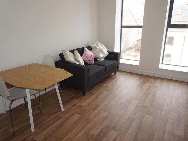 1 Bedroom Apartment To Rent
