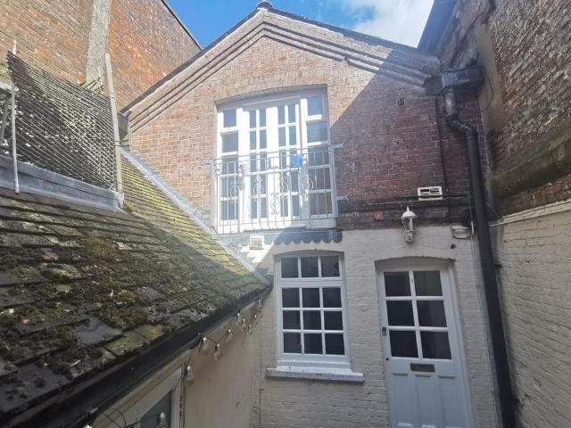 1 bedroom apartment to rent