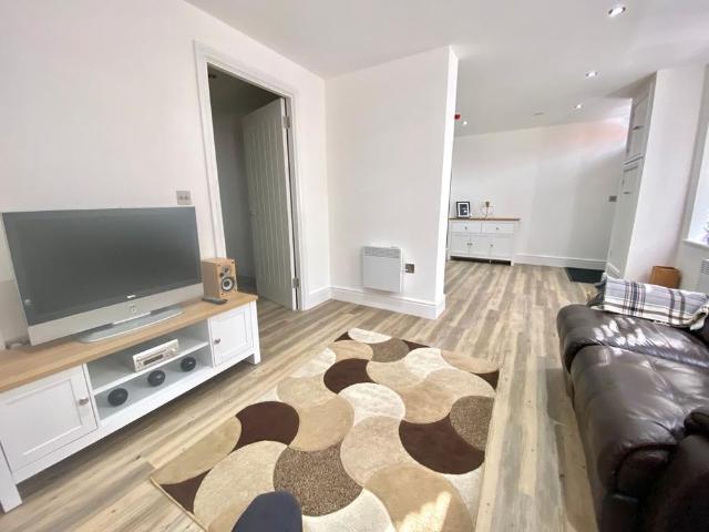 1 bedroom apartment to rent